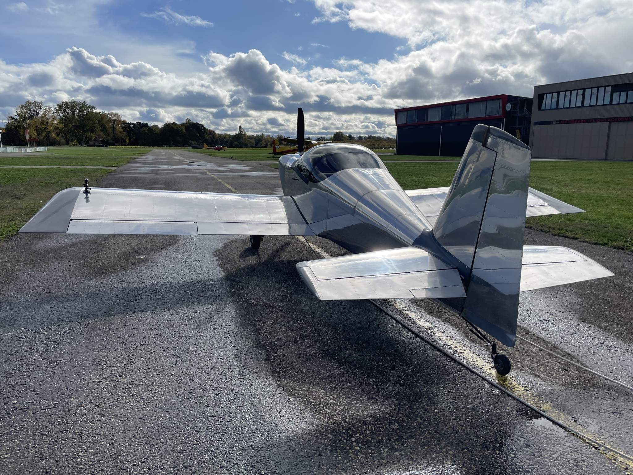 EAS Experimental Aviation of Switzerland – Dream it. Build it. Fly it.